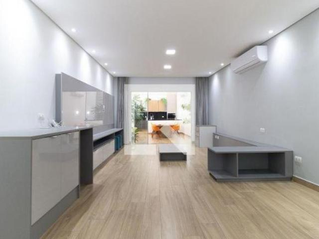 Casa à Venda Bosque da Saúde, 3 Quartos, 215 m² São Paulo