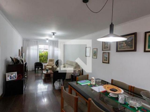 Casa à Venda Bosque da Saúde, 3 Quartos, 220 m2