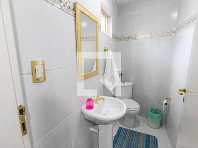 Casa à Venda Bosque da Saúde, 3 Quartos, 220 m2