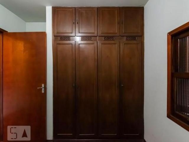 Casa à Venda Bosque da Saúde, 3 Quartos, 220 m2