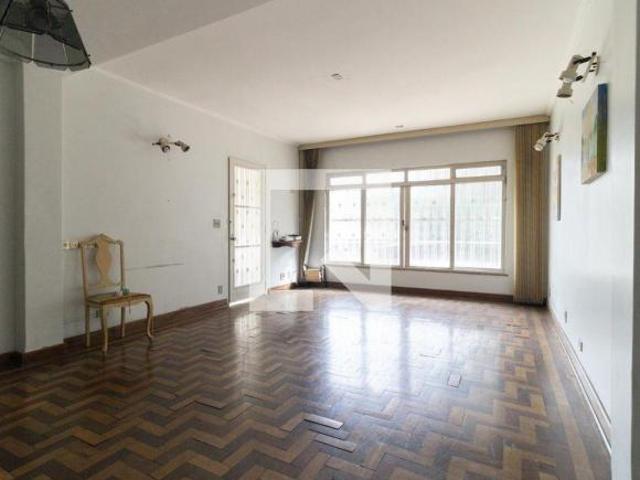 Casa à Venda Bosque da Saúde, 3 Quartos, 224 m2