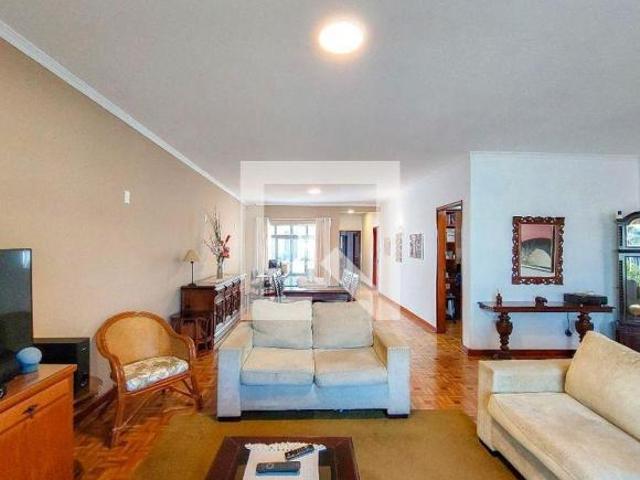 Casa à Venda Bosque da Saúde, 3 Quartos, 225 m2
