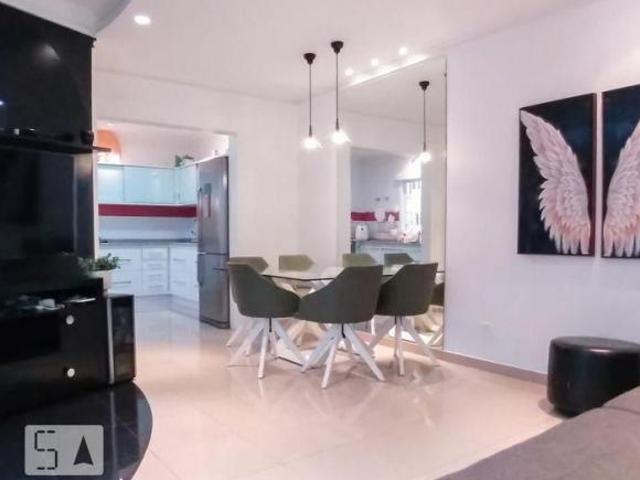 Casa à Venda Bosque da Saúde, 3 Quartos, 233 m² São Paulo