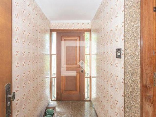 Casa à Venda Bosque da Saúde, 3 Quartos, 240 m2