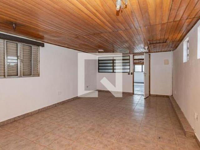 Casa à Venda Bosque da Saúde, 3 Quartos, 240 m2
