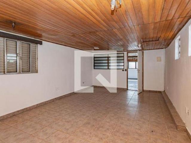 Casa à Venda Bosque da Saúde, 3 Quartos, 240 m2