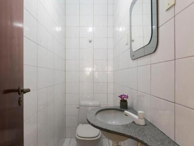 Casa à Venda Bosque da Saúde, 3 Quartos, 250 m2