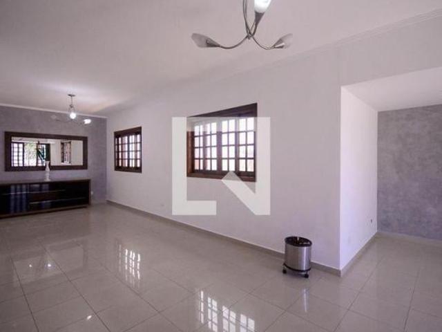 Casa à Venda Bosque da Saúde, 3 Quartos, 264 m2
