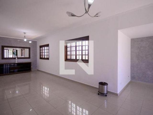 Casa à Venda Bosque da Saúde, 3 Quartos, 264 m2