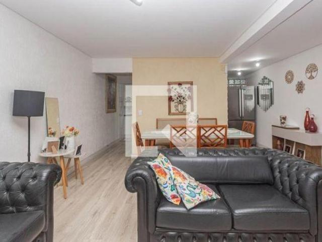 Casa à Venda Bosque da Saúde, 3 Quartos, 280 m² São Paulo