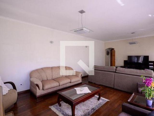 Casa à Venda Bosque da Saúde, 3 Quartos, 289 m2