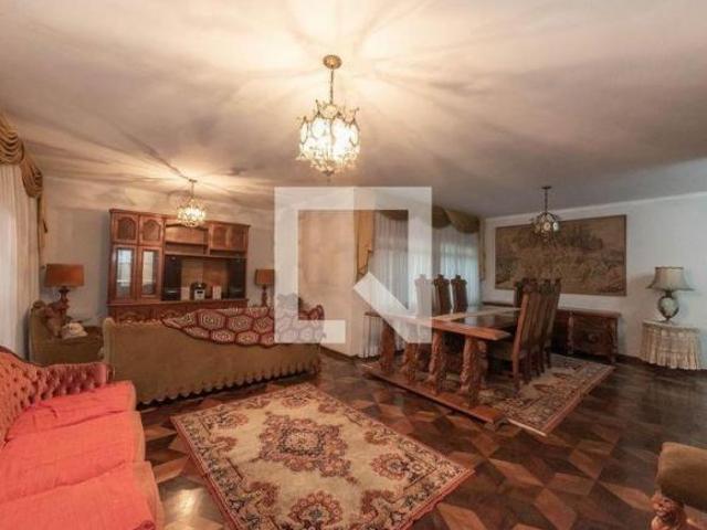Casa à Venda Bosque da Saúde, 3 Quartos, 390 m2