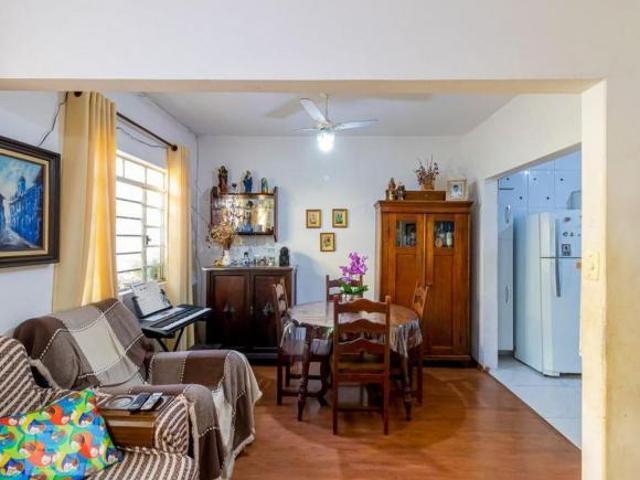 Casa à Venda Bosque da Saúde, 4 Quartos, 135 m2