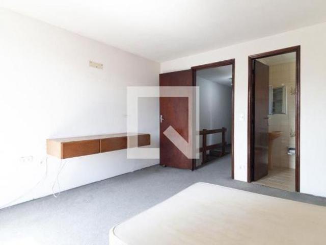 Casa à Venda Bosque da Saúde, 4 Quartos, 150 m2