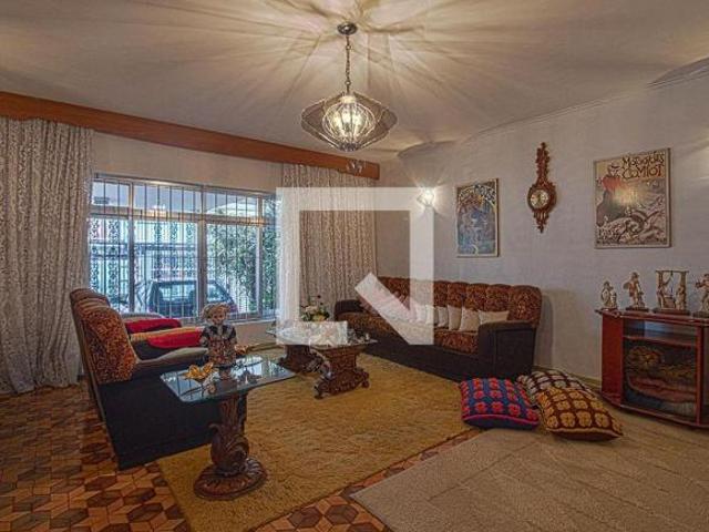 Casa à Venda Bosque da Saúde, 4 Quartos, 218 m2