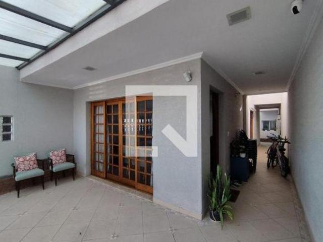 Casa à Venda Bosque da Saúde, 4 Quartos, 221 m² São Paulo