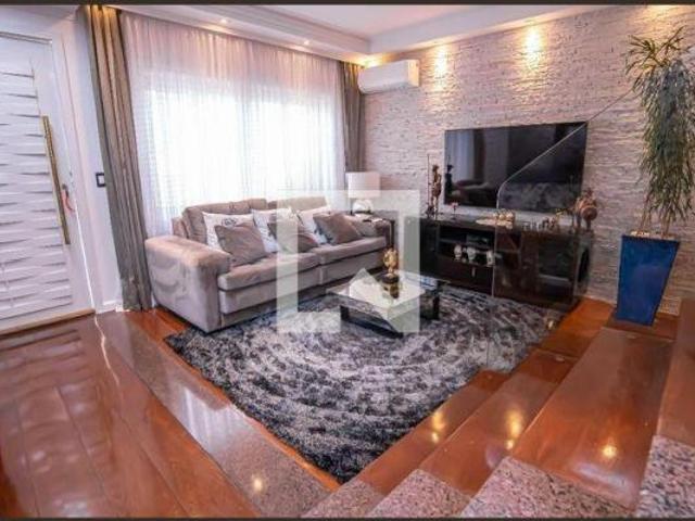 Casa à Venda Bosque da Saúde, 4 Quartos, 240 m2