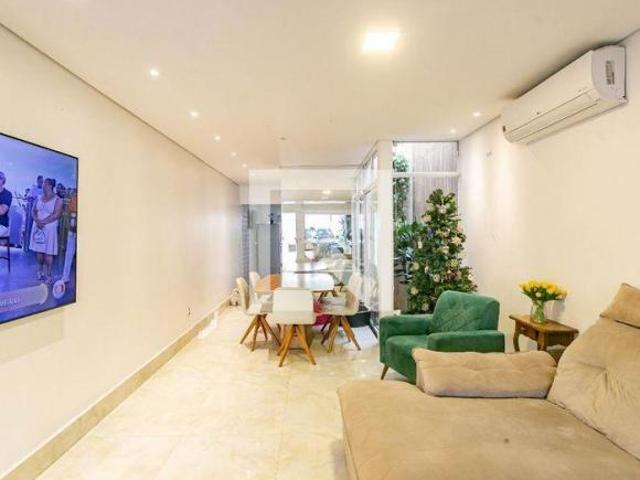 Casa à Venda Bosque da Saúde, 4 Quartos, 240 m2