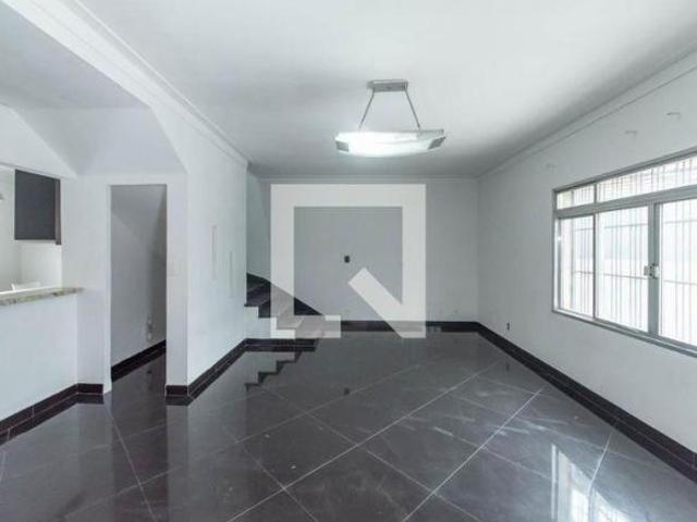 Casa à Venda Bosque da Saúde, 4 Quartos, 250 m2
