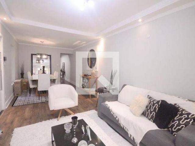Casa à Venda Bosque da Saúde, 4 Quartos, 270 m² São Paulo
