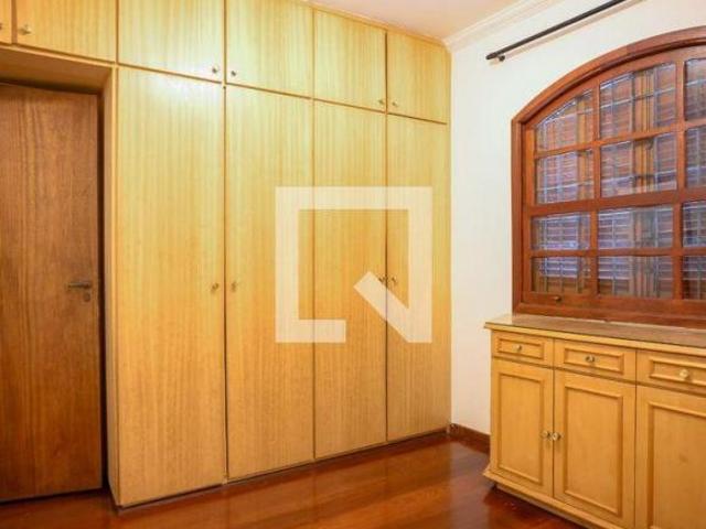 Casa à Venda Bosque da Saúde, 4 Quartos, 290 m2