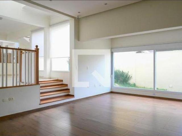 Casa à Venda Bosque da Saúde, 4 Quartos, 300 m2
