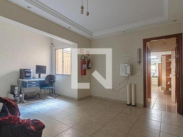 Casa à Venda Bosque da Saúde, 5 Quartos, 400 m² São Paulo