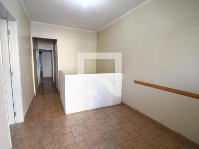 Casa à Venda Bosque, 3 Quartos, 187 m2