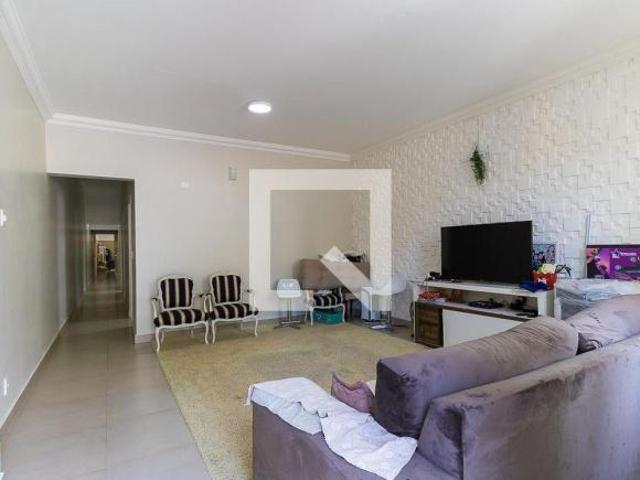 Casa à Venda Bosque, 3 Quartos, 224 m2