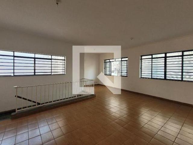 Casa à Venda Bosque, 4 Quartos, 255 m2