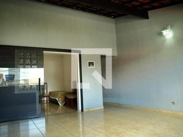 Casa à Venda Baeta Neves, 3 Quartos, 100 m2