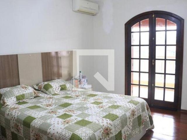 Casa à Venda Baeta Neves, 3 Quartos, 210 m2