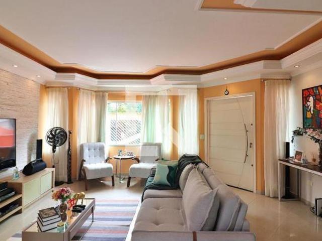 Casa à Venda Baeta Neves, 3 Quartos, 226 m2