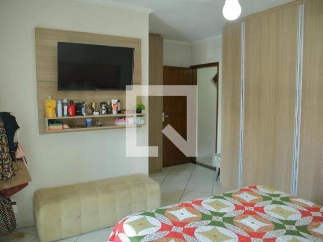 Casa à Venda Baeta Neves, 3 Quartos, 300 m2