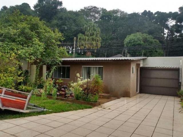 Casa a venda, bairro Mossunguê 229,00m de área privativa, 3 quartos duas suítes e 540,00m de t