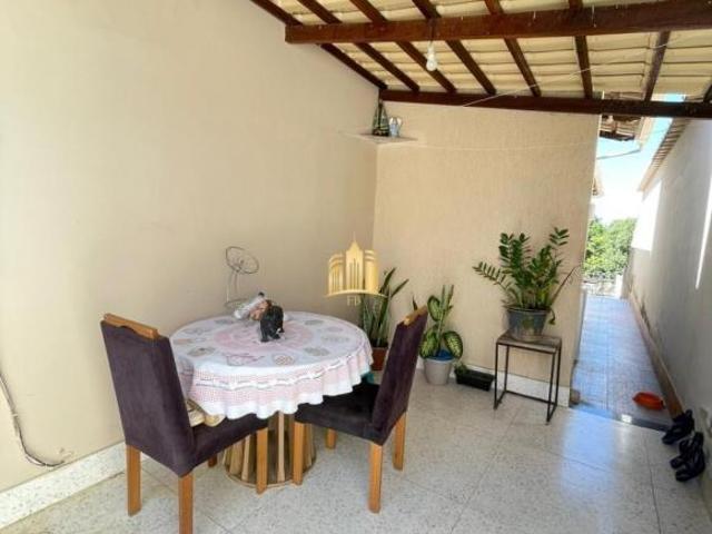 CASA À VENDA ? BAIRRO MORADA SANTA QUITÉRIA ESMERALDAS/MG R$400.000,00