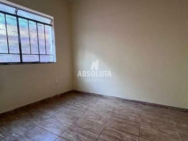 CASA À VENDA BAIRRO ALBERTINA