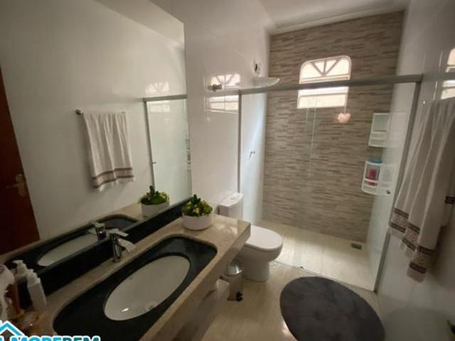 CASA Á VENDA BAIRRO BETHÂNIA!