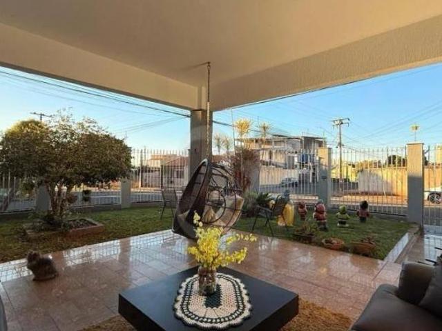 Casa à Venda – Bairro Coliseu | Londrina – 3 Dormitórios 1 Suíte – 240m² por R$ 918.000,00
