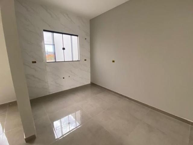 CASA A VENDA BAIRRO COLÚMBIA