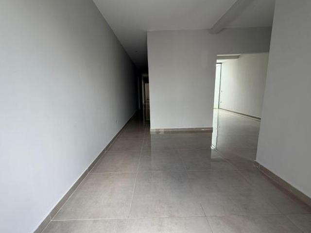 CASA A VENDA BAIRRO COLUMBIA
