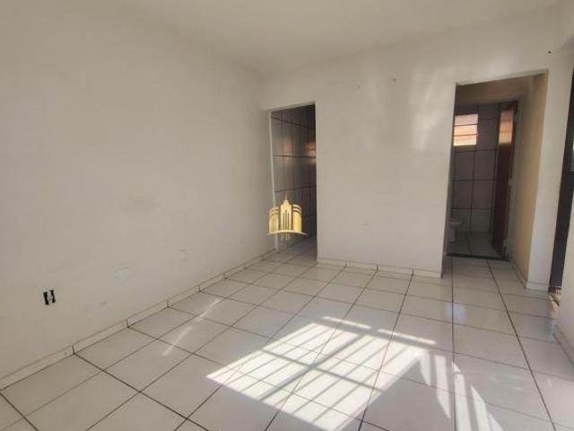 CASA A VENDA BAIRRO DUMAVILLE EM ESMERALDAS/MG R$110.000,00