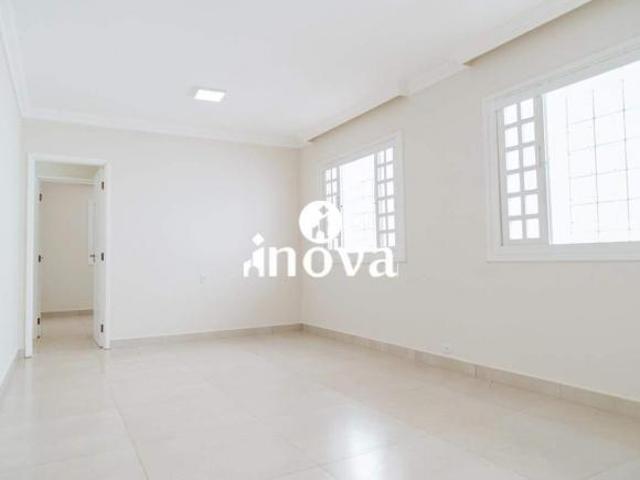 Casa a venda, Bairro Fabricio