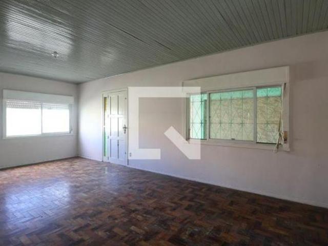 Casa à Venda Bairro Fátima, 4 Quartos, 160 m² Canoas