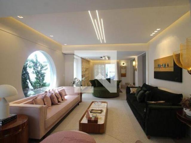Casa à Venda Bairro Fátima, 4 Quartos, 416 m² Canoas