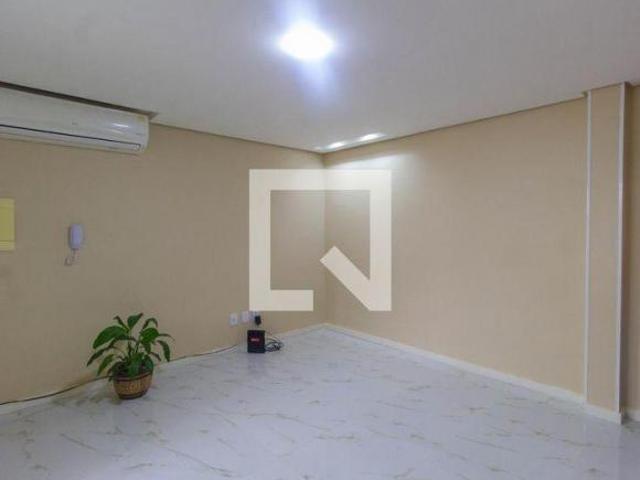 Casa à Venda Bairro Fátima, 2 Quartos, 126 m² Canoas