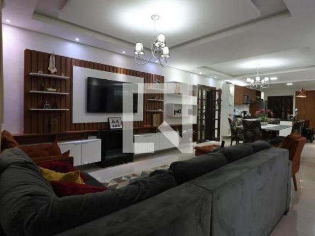 Casa à Venda Bairro Fátima, 3 Quartos, 170 m² Canoas