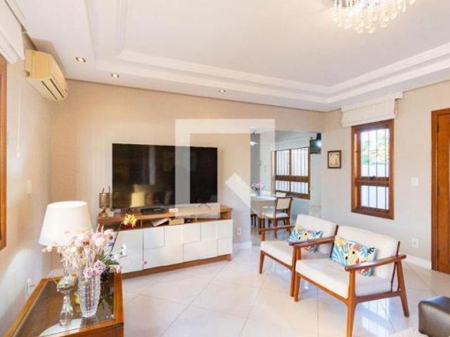 Casa à Venda Bairro Fátima, 3 Quartos, 271 m² Canoas