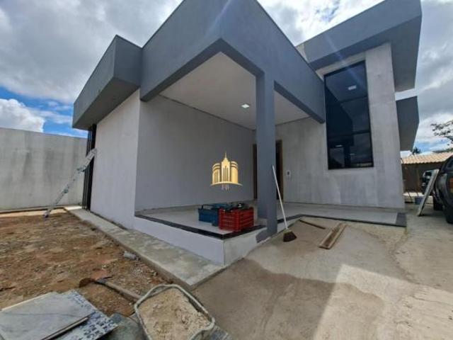 CASA A VENDA BAIRRO FERNÃO DIAS ESMERALDAS/MG R$680.000,00