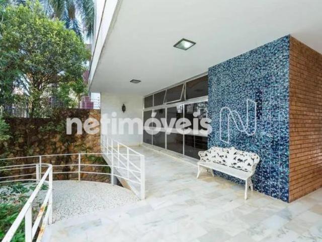 Casa à Venda – Bairro Gutierrez | Ampla, Versátil e em Excelente Localização